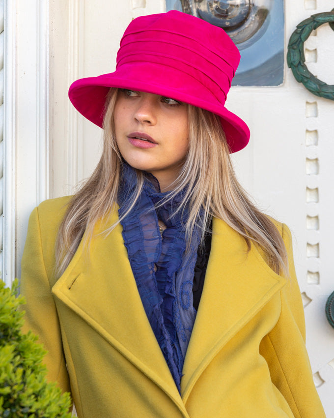 Proppa Toppa Hats – Across The Pond